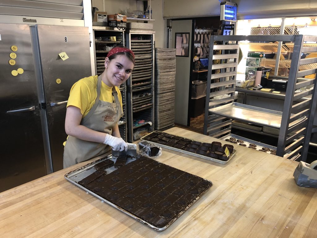 Part-Time Sales Associate – Kretchmar's Bakery